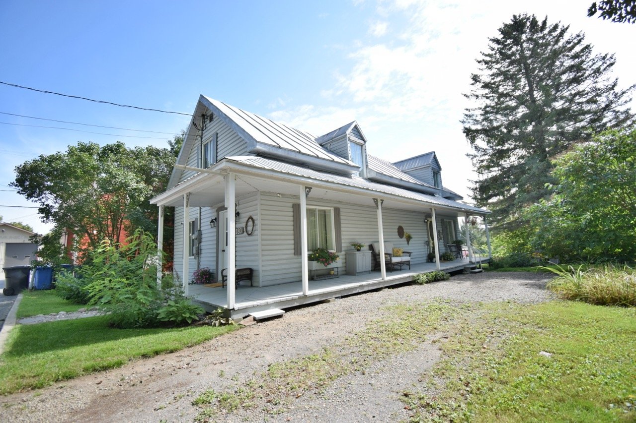 180, Rue Laurent, Saint-Jean-de-Matha, QC, J0K2S0 - Maison à un étage ...