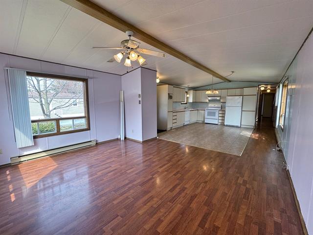 Résidentiel Maison à étages Unifamiliales Résidentiel à vendre ...