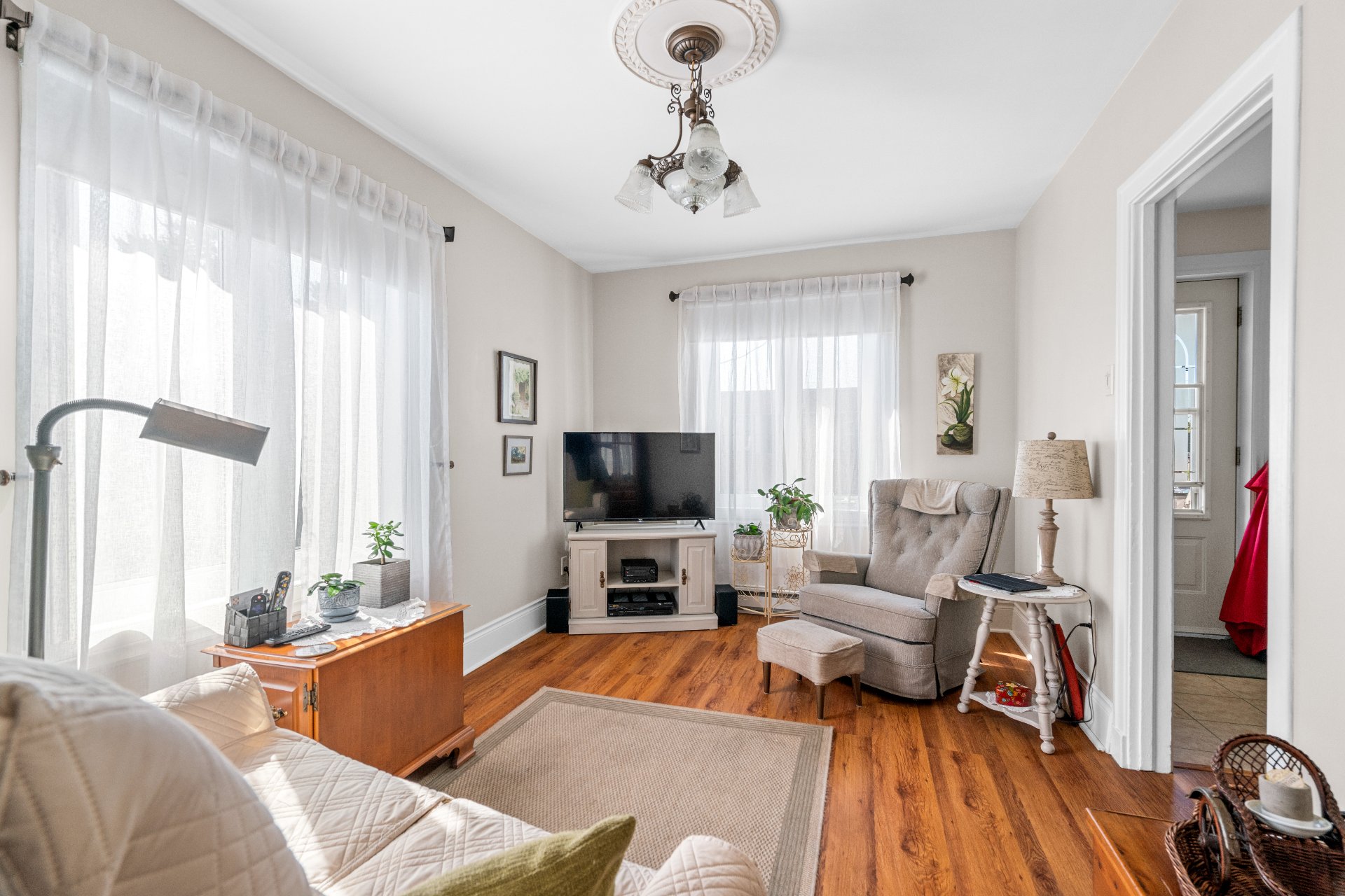 93-95, Rue St-Georges, Saint-Jean-sur-Richelieu, QC, J3B2S7 - Duplex à ...