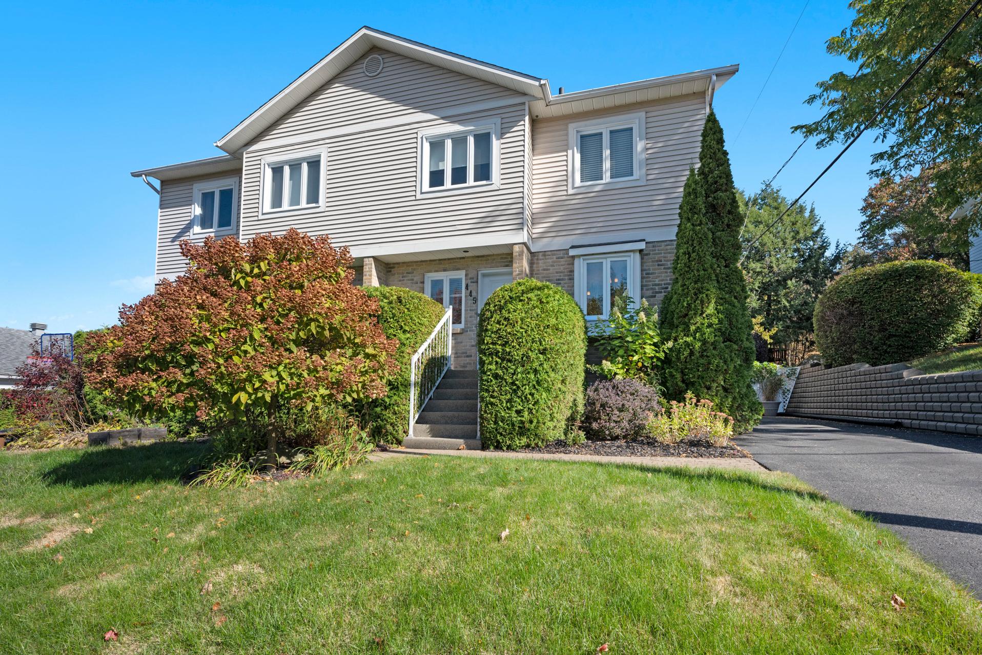 445, Rue Choquette, Granby, QC, J2H1W3 - Maison à étages à vendre | No ...