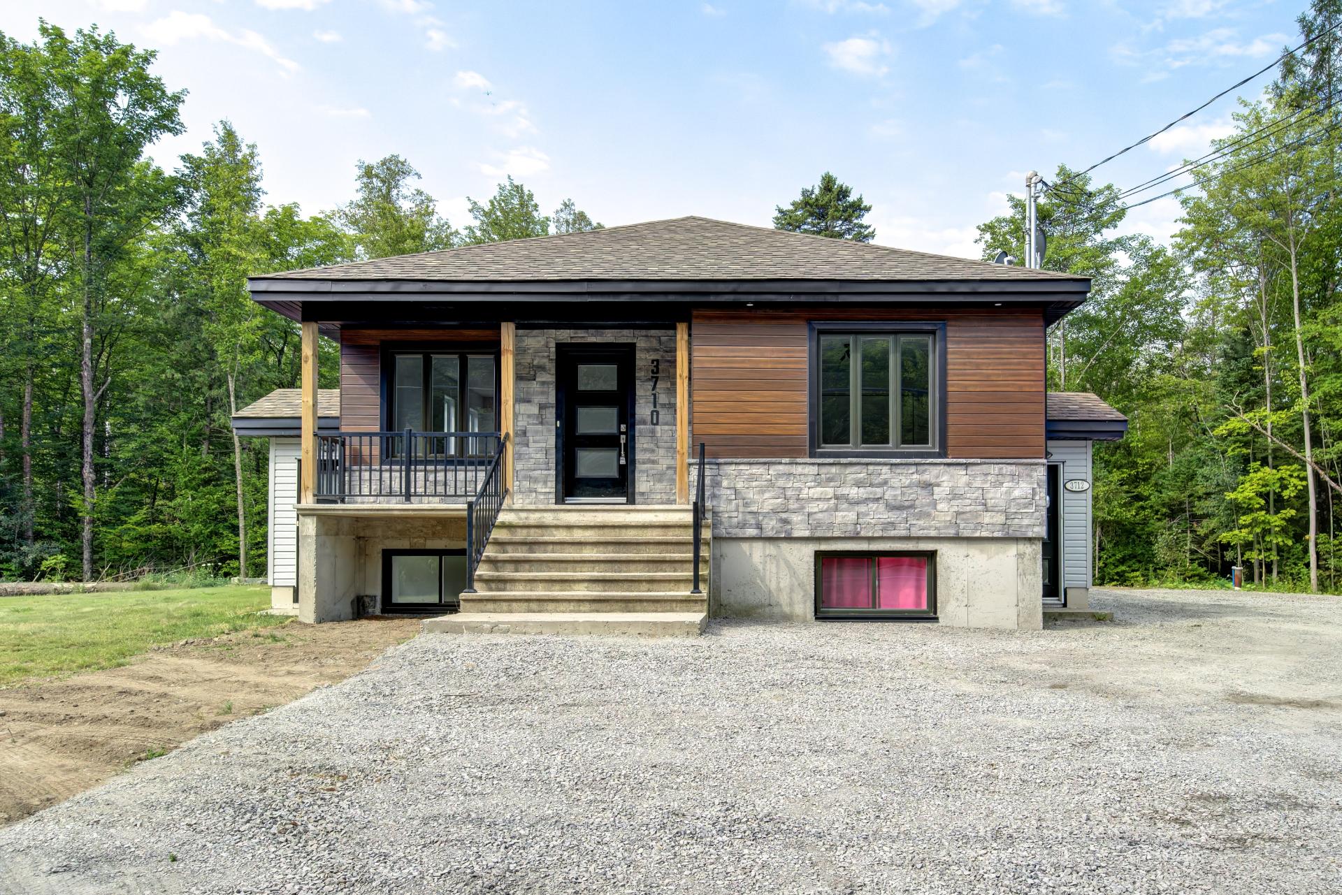 3710-3712, Route 335, Saint-Calixte, QC, J0K2T0 - Maison à étages à vendre | No. Inscription ...